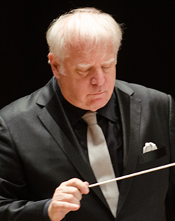 Rachmaninov’s complete symphonies. Slatkin’s benchmark brilliance.
